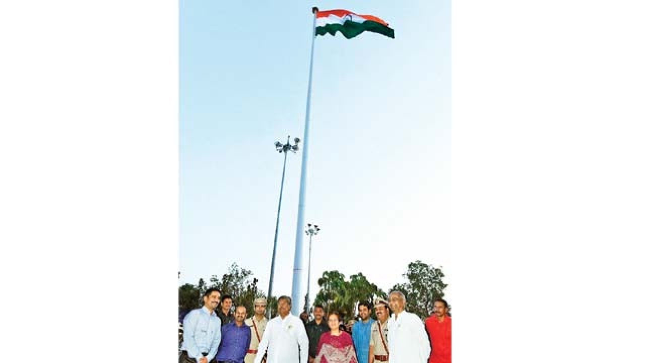 Kolhapur reaches lofty heights with India’s second-tallest flag