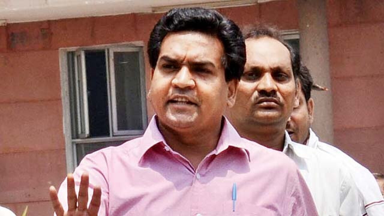 Kapil Mishra submits papers related to Delhi govt's 'corruption' to LG