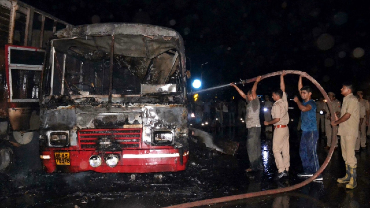 Bareilly: 24 charred to death, 14 suffer serious burn injury as bus ...