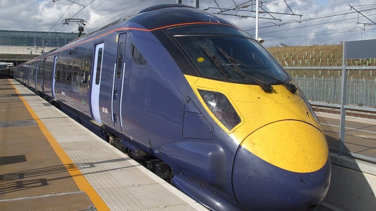 High speed train corridor to ensure non-stop net connectivity