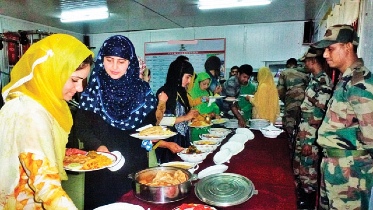 Army's iftar parties in J&K keep bonhomie alive