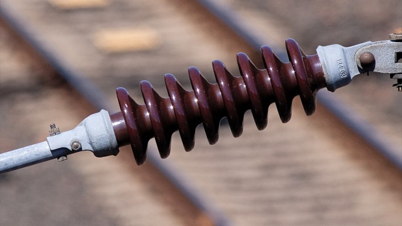 New ultra-thin insulator may lead to smaller and faster devices