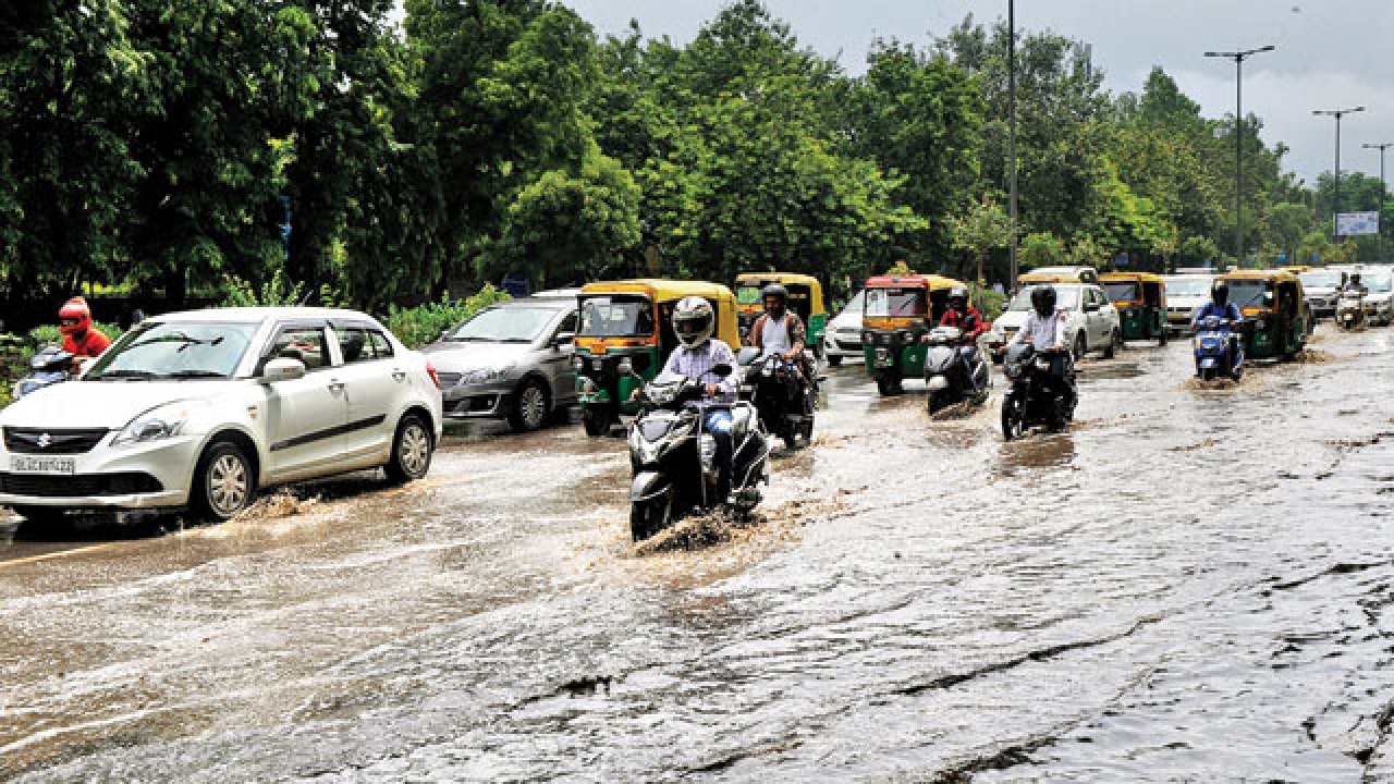 Waterlogging brings city to a halt for 3rd day