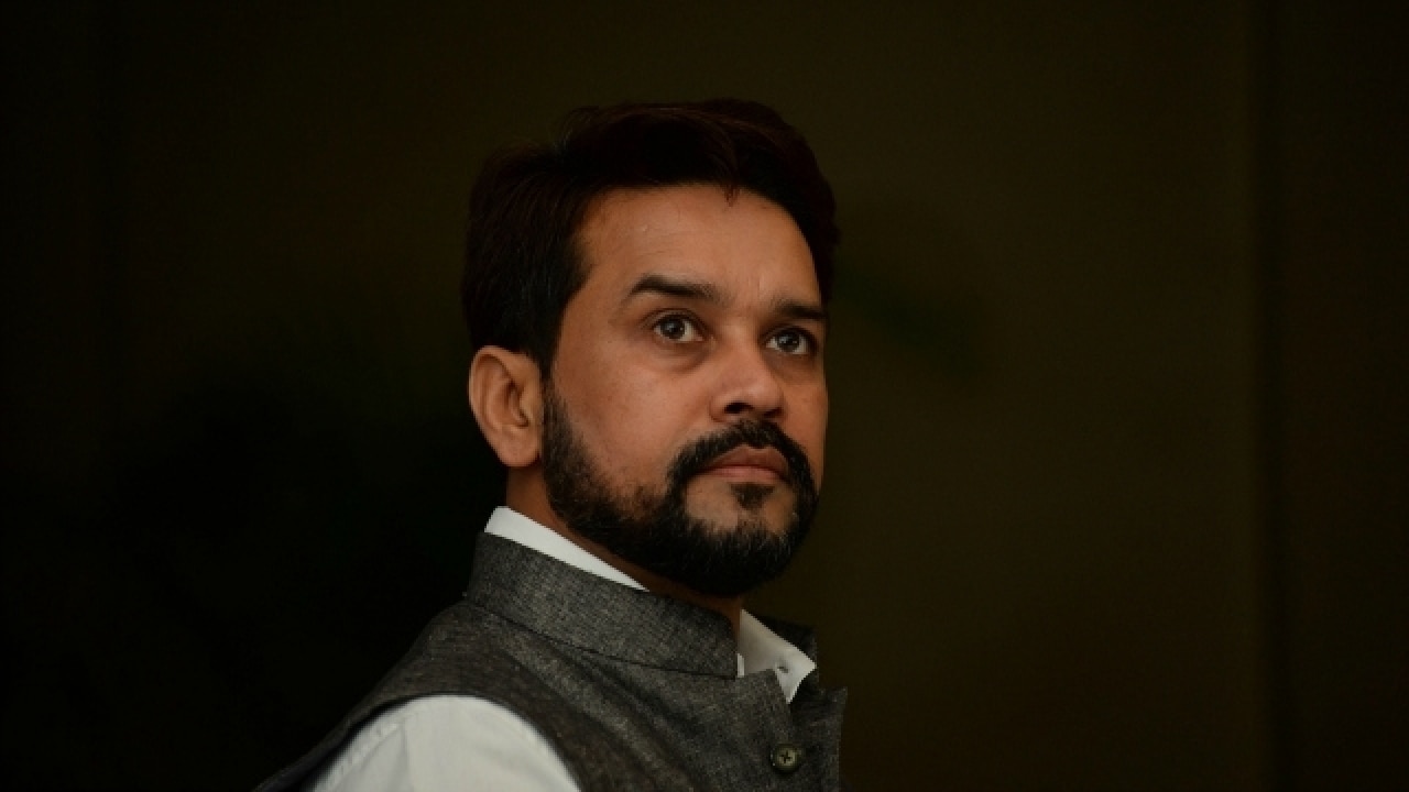 Former BCCI chief Anurag Thakur finally apologises to Supreme Court in ...