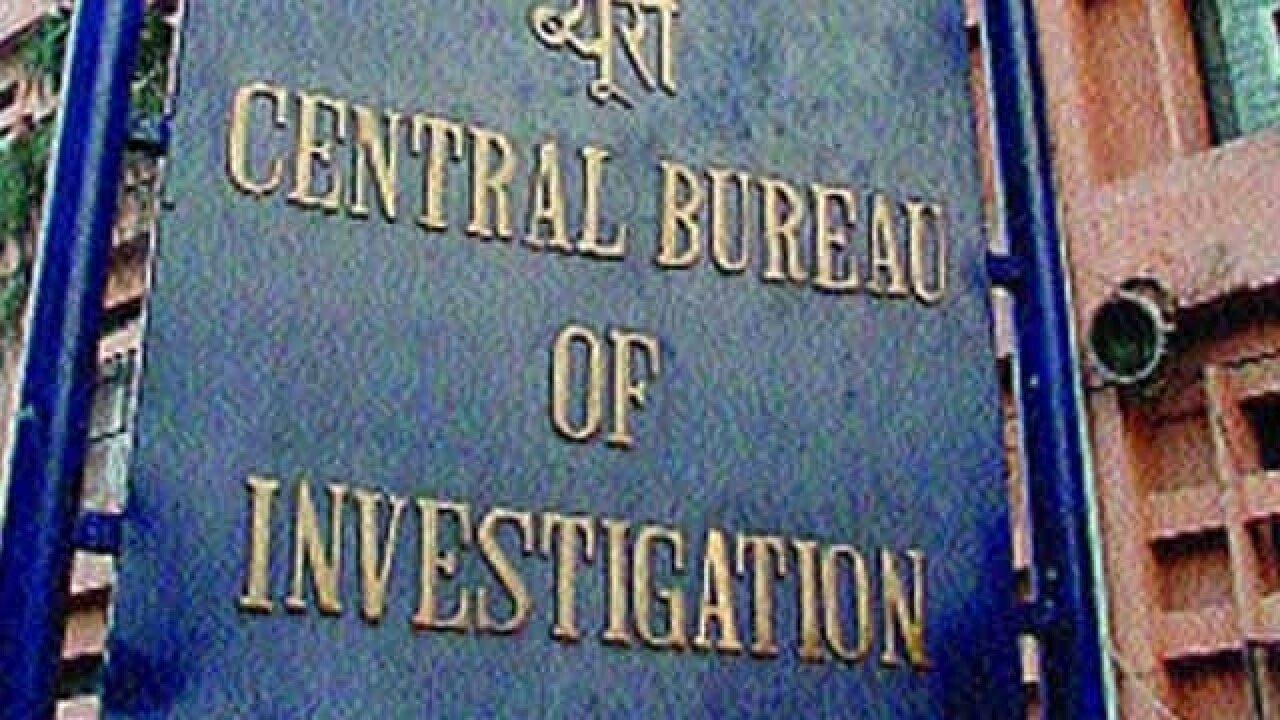 CBI books I-T officer, wife in corruption case