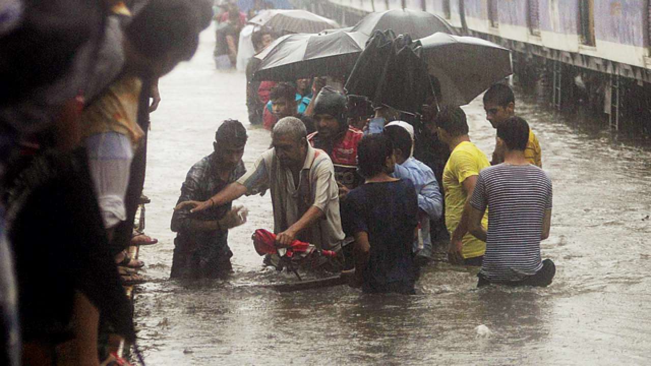 State disaster control room plays major role