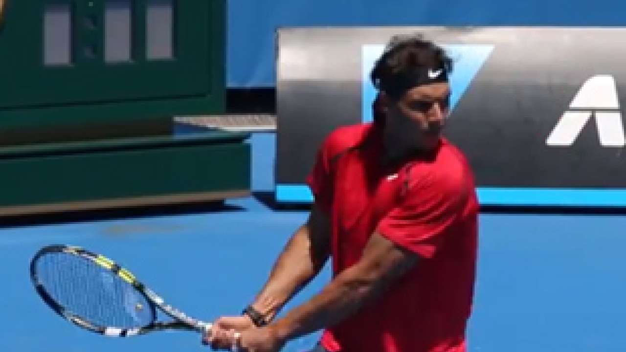 Watch Roger Federer and Rafael Nadal practise for the Australian open ...