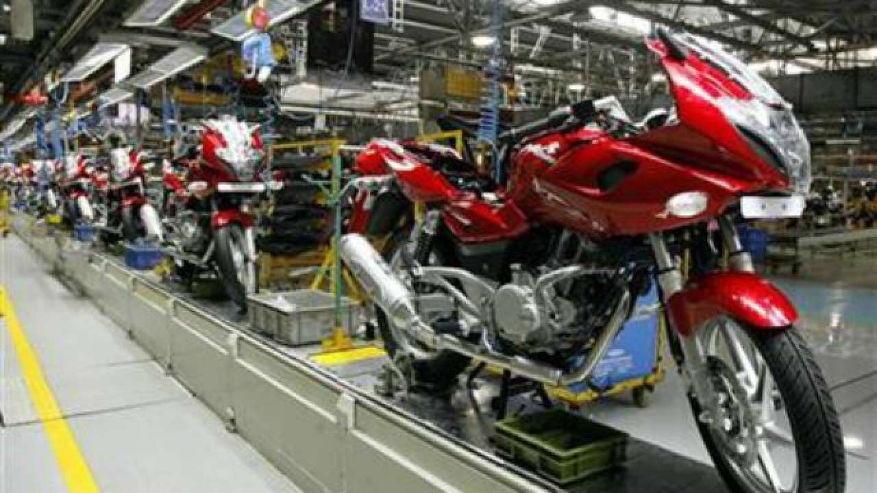 Bajaj Auto registers record CV sales in Q2