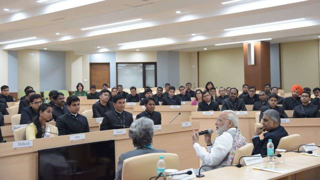 PM Modi interacts with IAS trainees, asks them to research governance ...