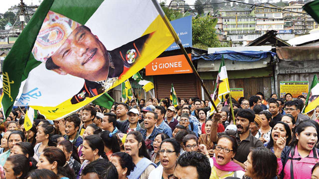 Gurung loyalists march to GJM Sikkim office