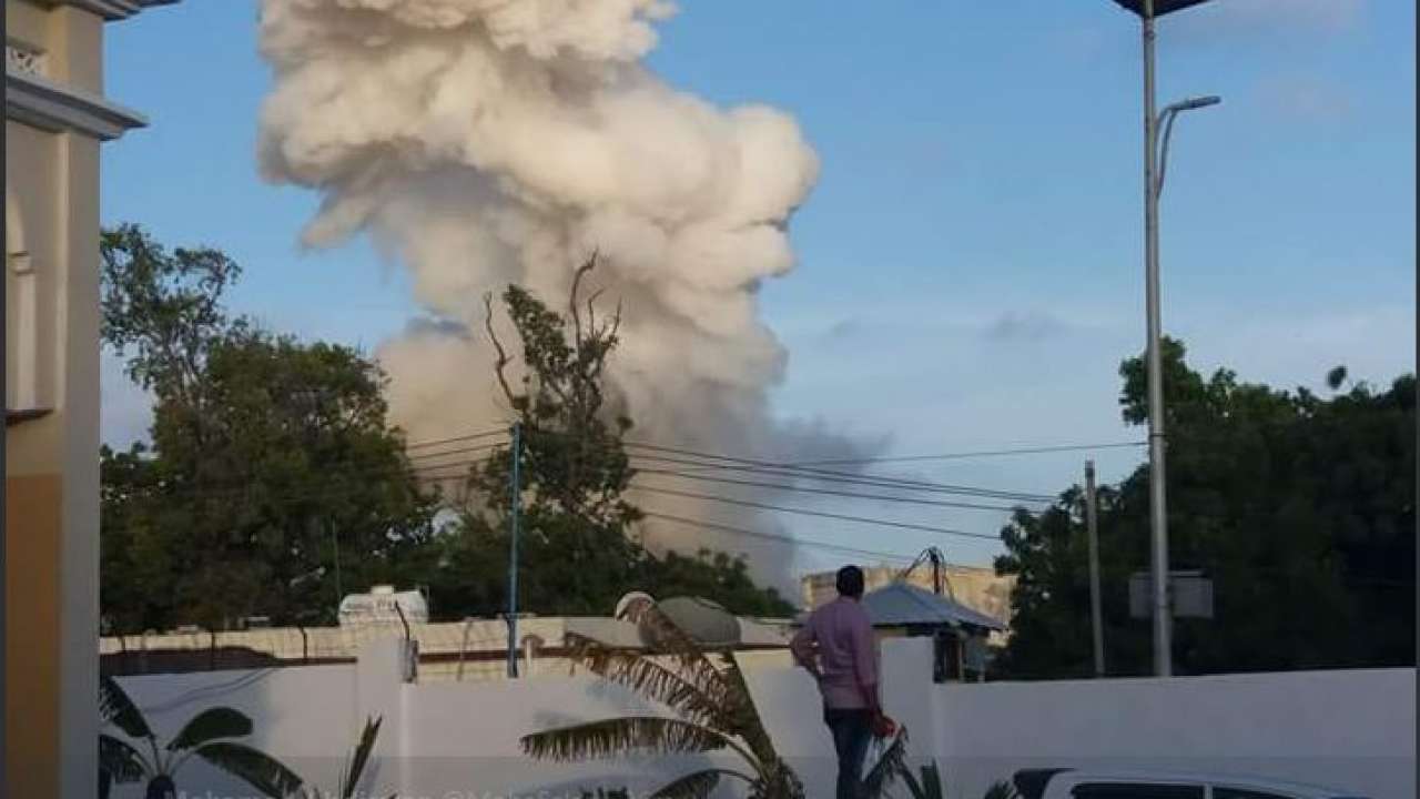 Somalia: Fortnight after truck bomb kills 350 in Mogadishu, twin blasts ...