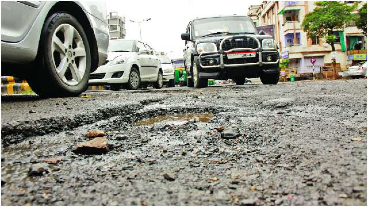Speak up Delhi | Road trap: Killer potholes, rising death toll ...