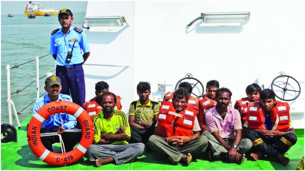 Coast Guard rescues 9 stranded fishermen
