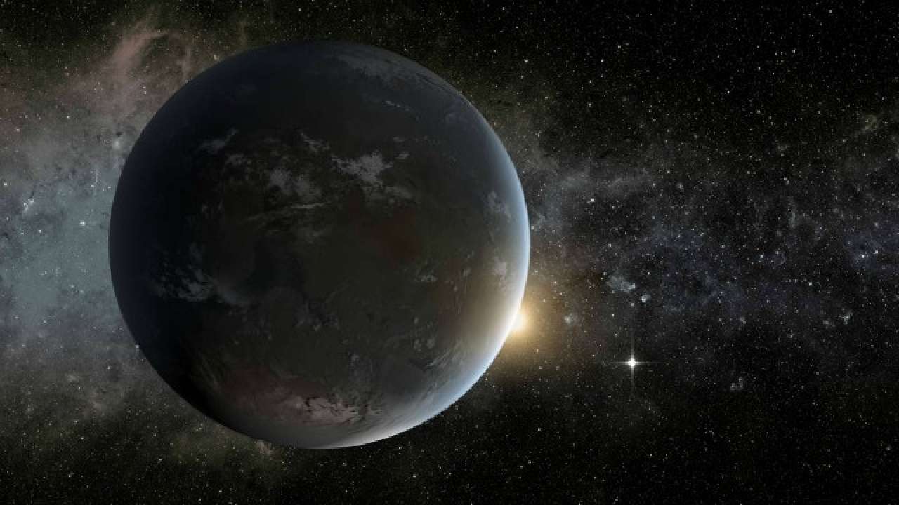 'Monster' planet discovery challenges formation theory
