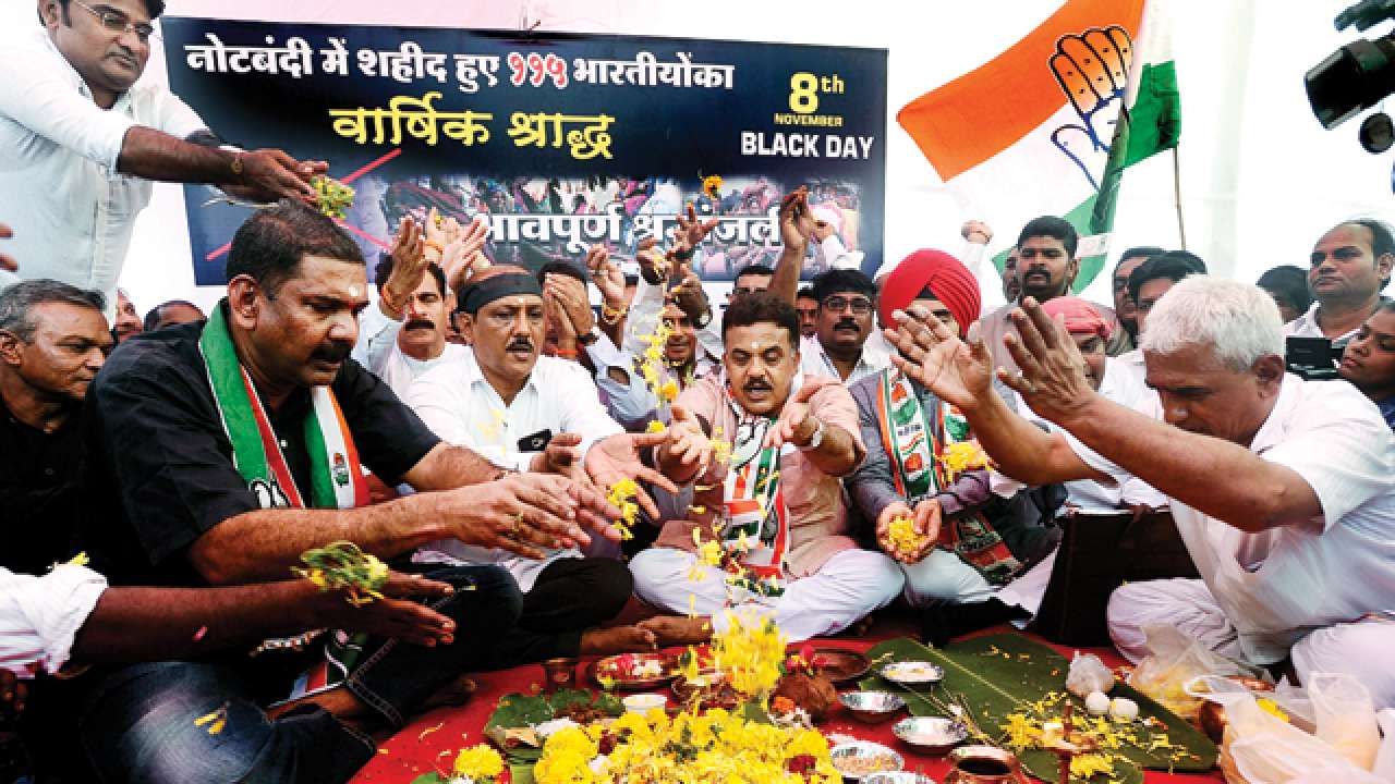 18 Opposition parties take DeMo protests on to the streets