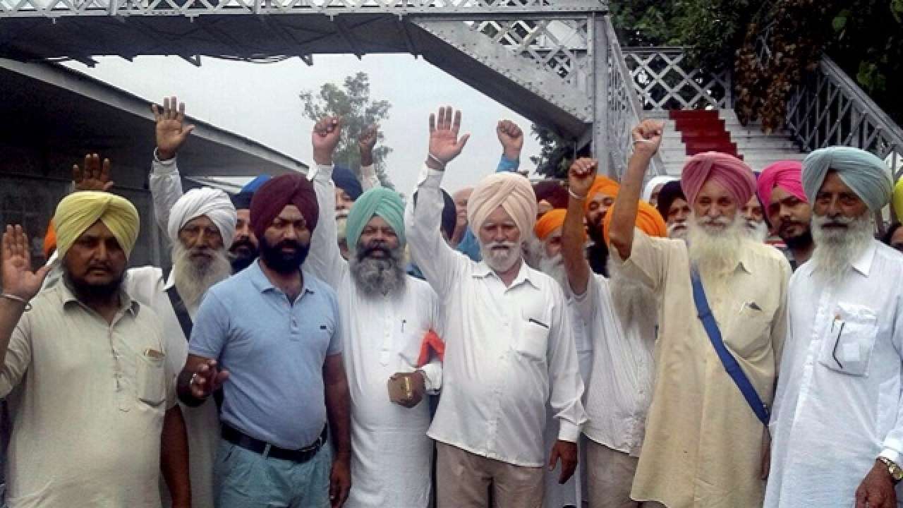 Over 2,300 Indian Sikh pilgrims leave from Pakistan via special trains ...