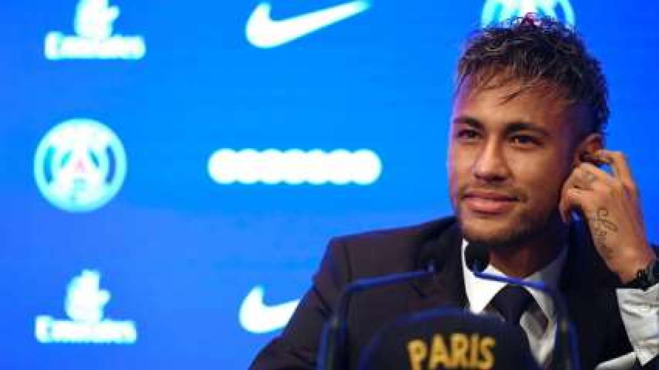 Come to Madrid and you'll win Ballon d'Or, Real tell Neymar