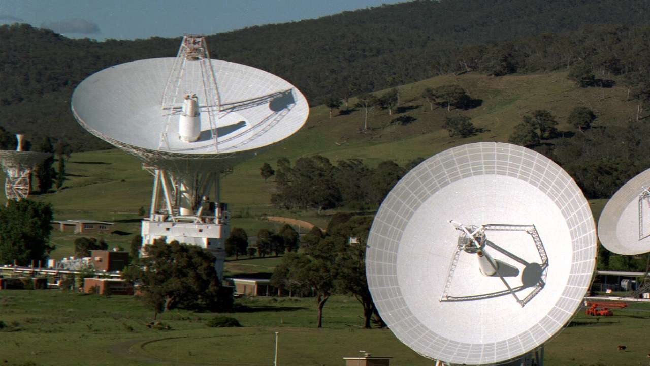 NASA explores artificial intelligence for space communications