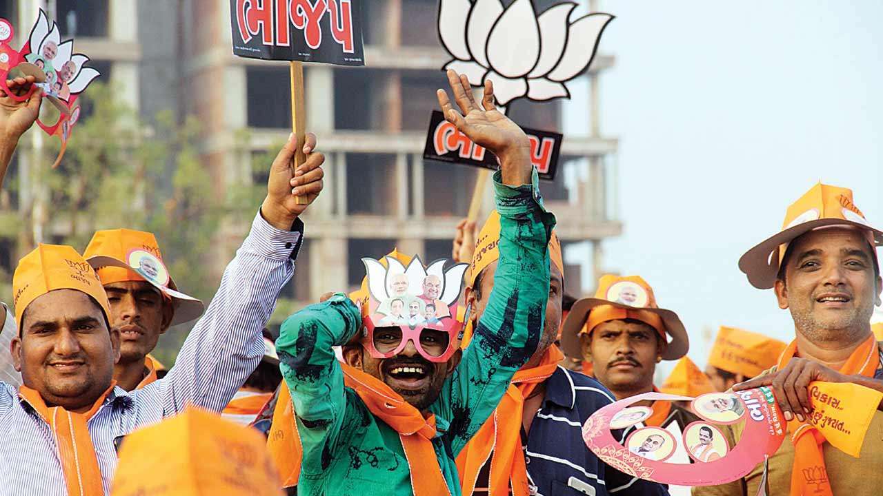 As trends paint clear picture of BJP's victory in Gujarat, Himachal ...