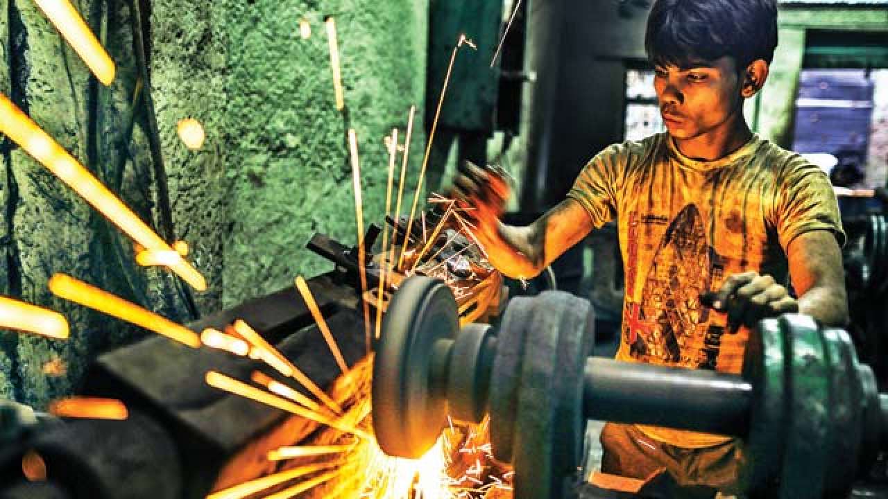 2017 was year of economic transition, adjustment and moderate recovery