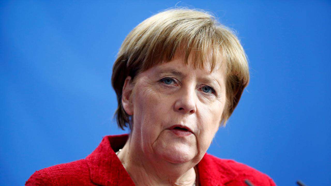 German Chancellor Angela Merkel manoeuvres for coalition re-run with SPD