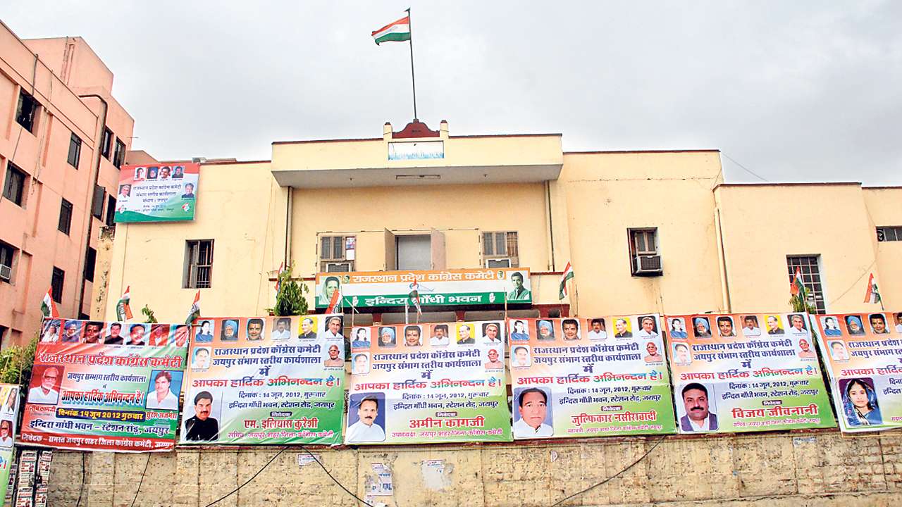 Congress discusses bypoll candidates