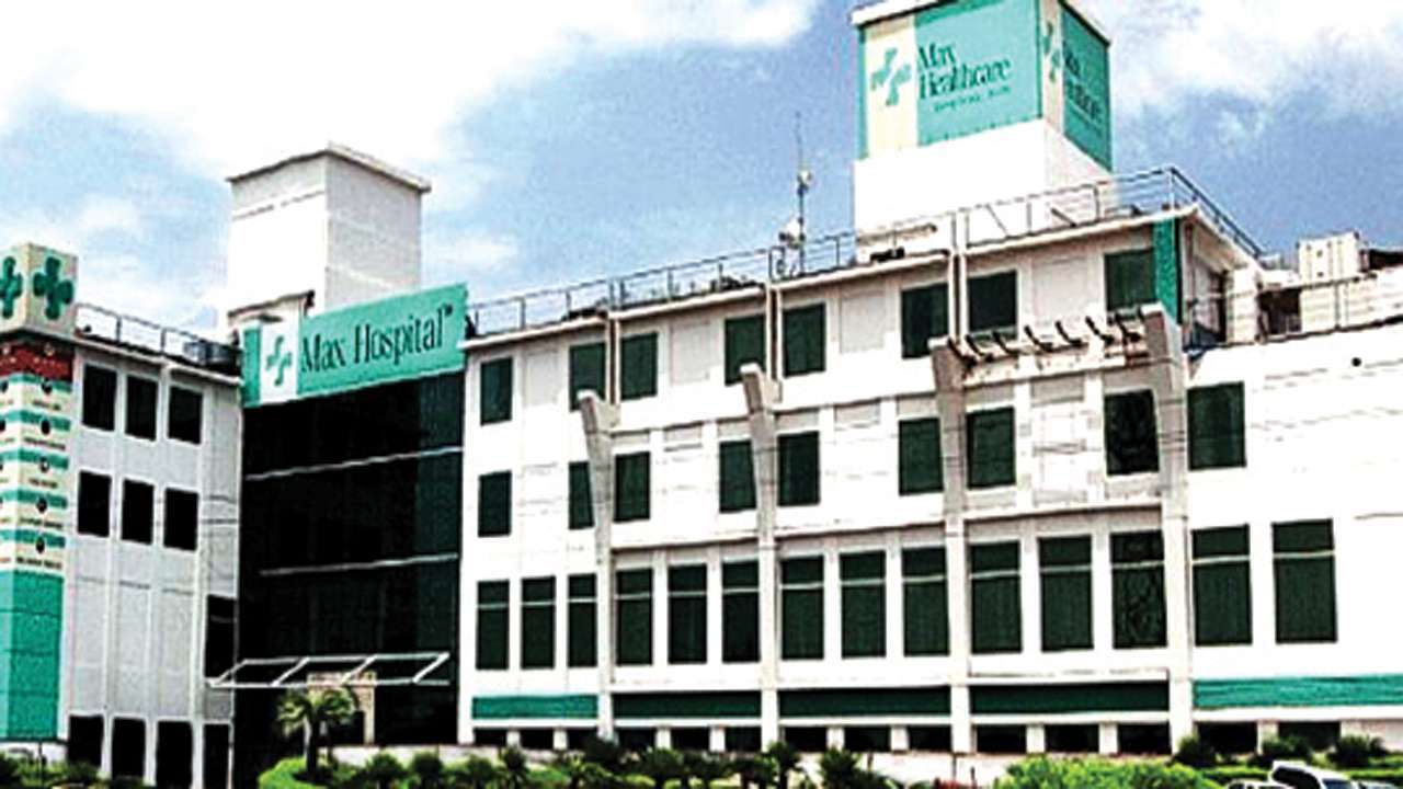 Max Hospital case: Delhi Police files status report into death of twin ...