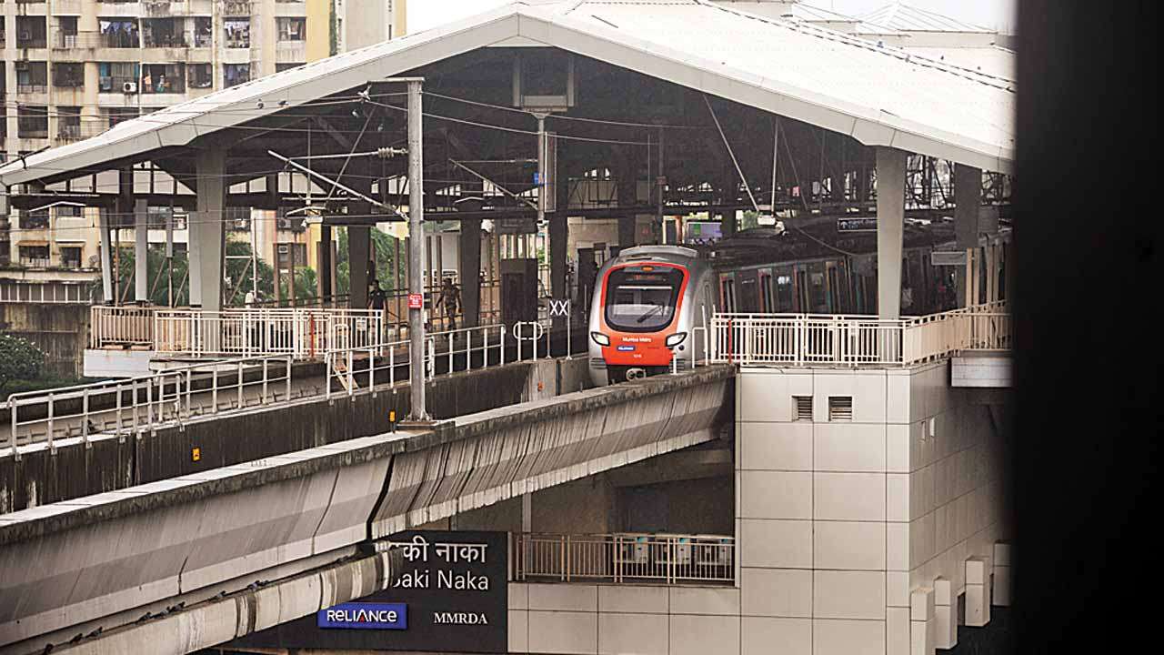 MMRDA copies Metro One, to brand stations for revenue