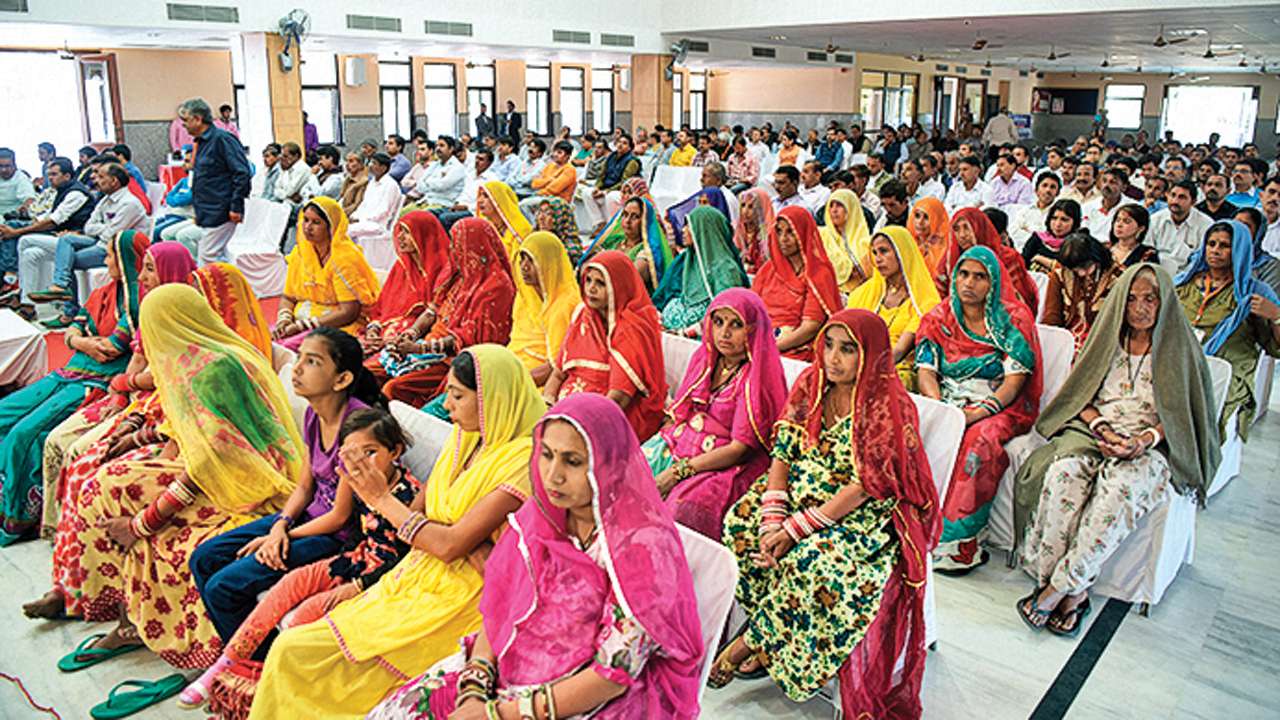 Pakistani Hindu migrants get a flavour of India