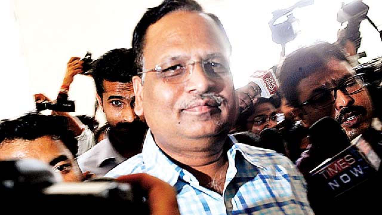 Fresh trouble for AAP's Satyendar Jain, CBI recovers property documents ...