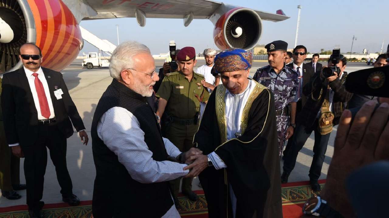 PM Narendra Modi woos investors at Oman-India business meeting