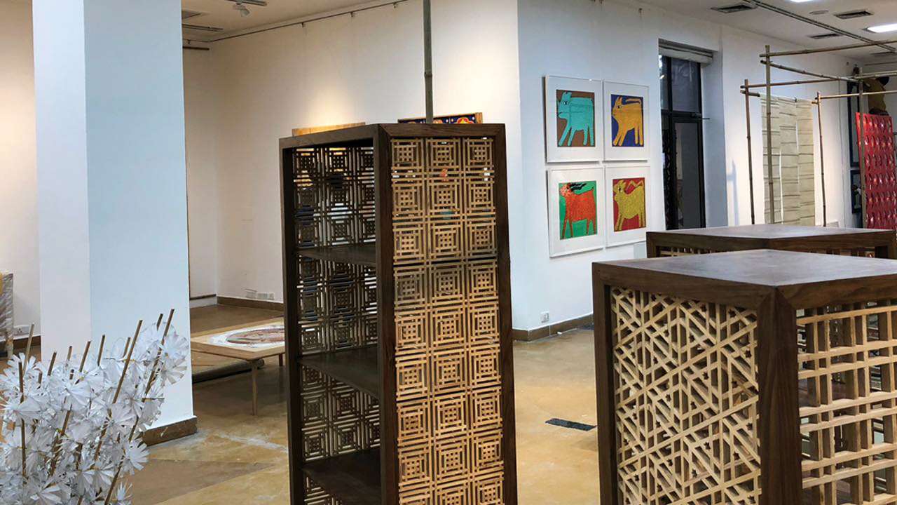 Union of traditional and modern craft