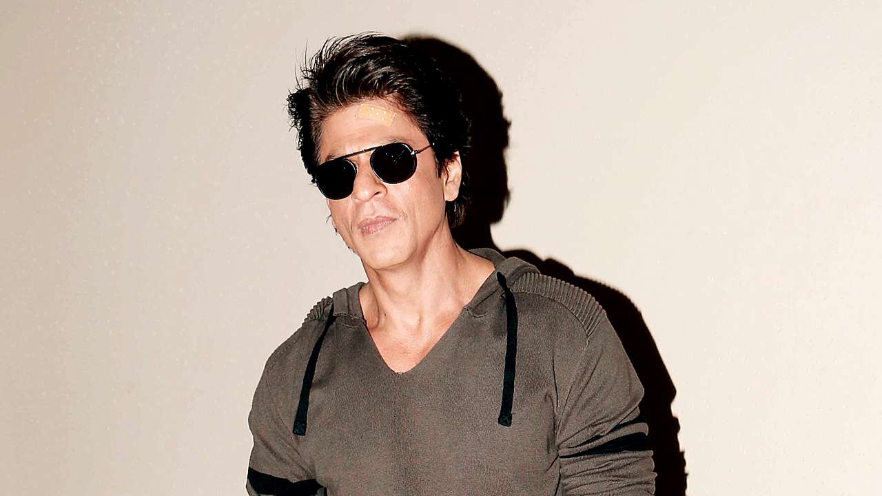 Shah Rukh Khan to start prep for Rakesh Sharma biopic 'Salute'