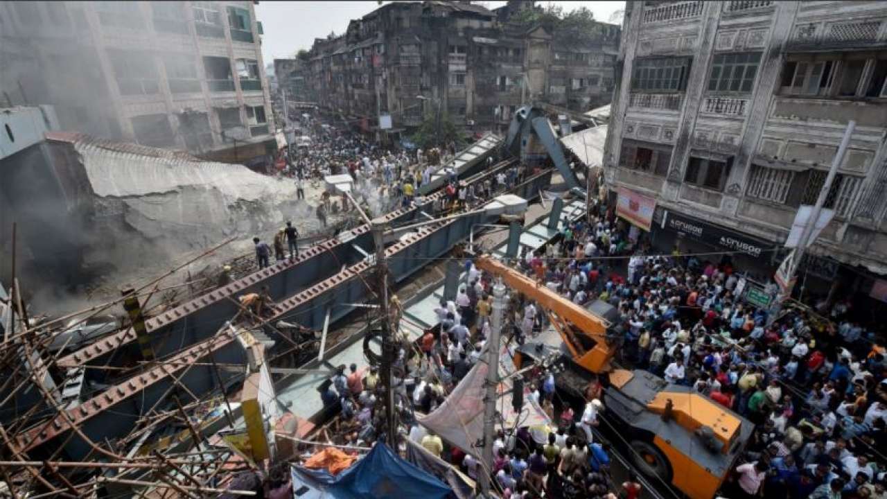Vivekananda flyover collapse: Residents battle daily inconvenience, no ...