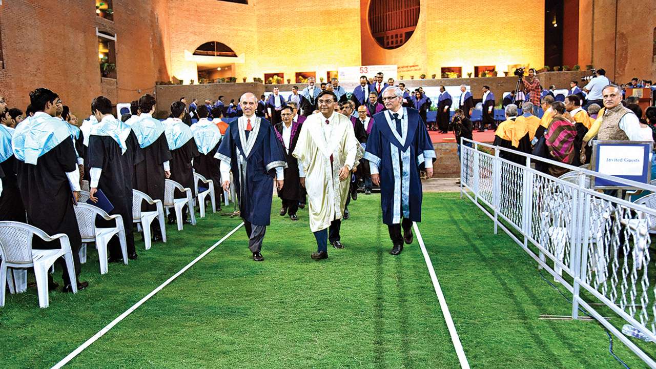 IIMA announces 5% fee hike, PGP course to cost Rs 22 lakh