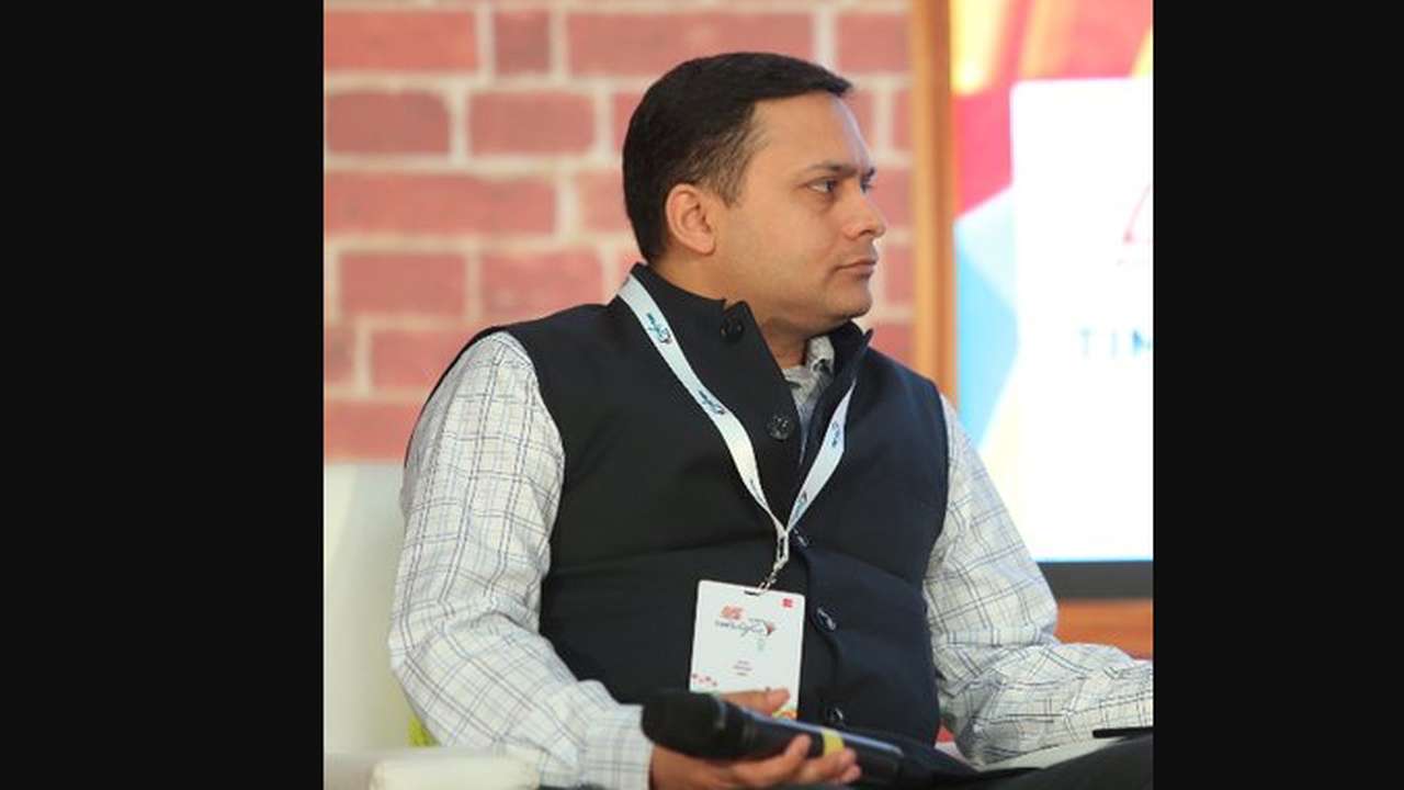 BJP plays down Amit Malviya tweeting poll schedule before EC ...