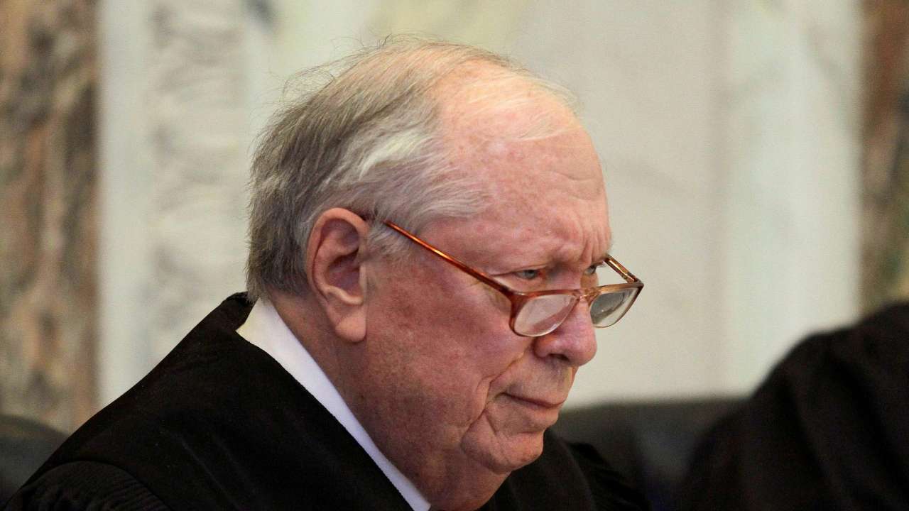 Appeals Court Judge Reinhardt, 87, known as the 'liberal lion', dies