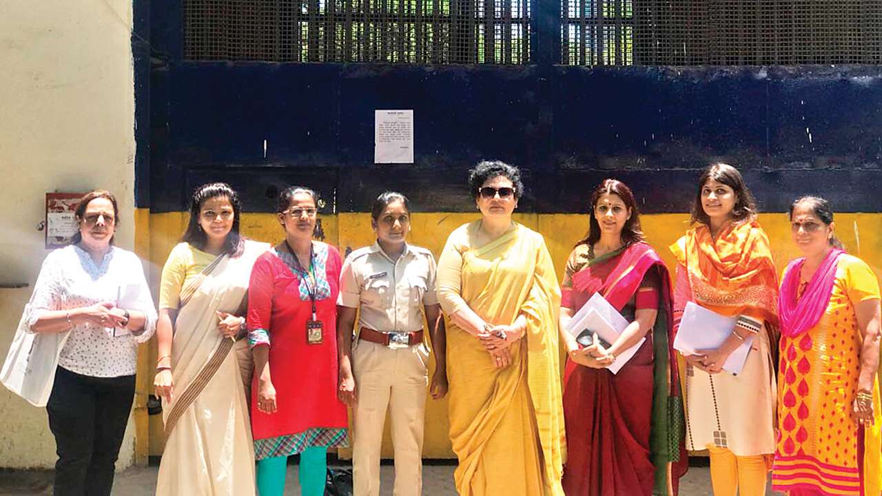 Byculla jail lacks efficient legal aid: Rekha Sharma