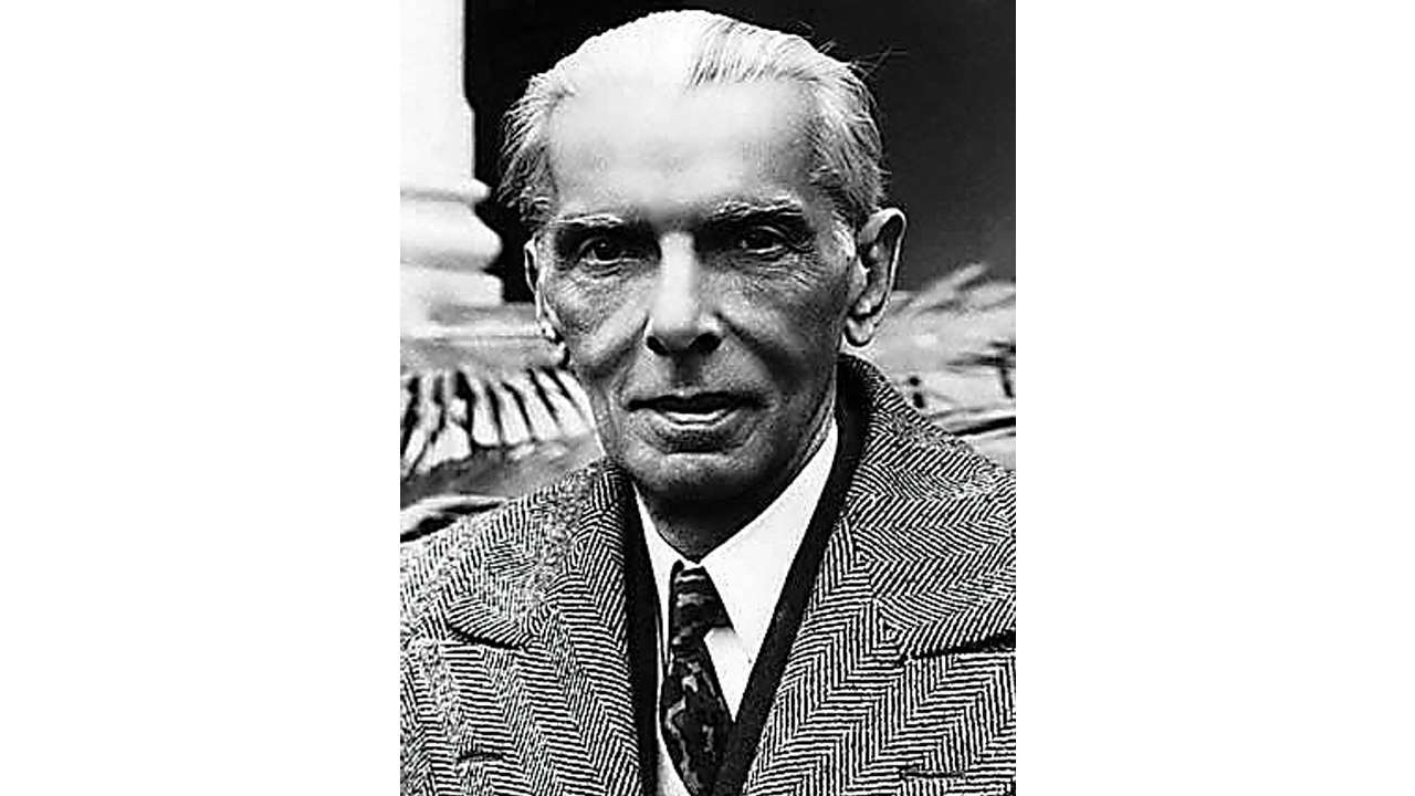 Explain rationale behind removing Jinnah's portrait that has been at ...