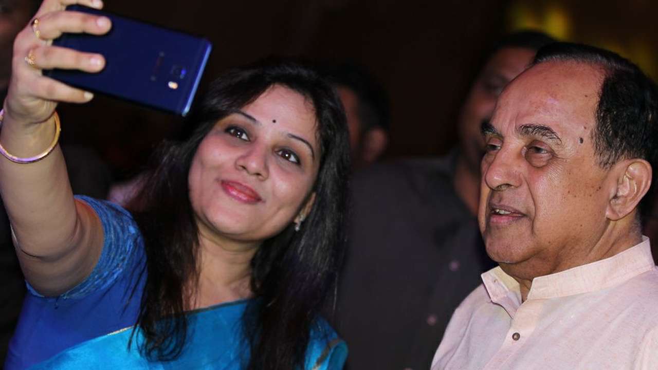 Accused of admiring 'divisive' Subramanian Swamy, IPS Officer D Roopa ...