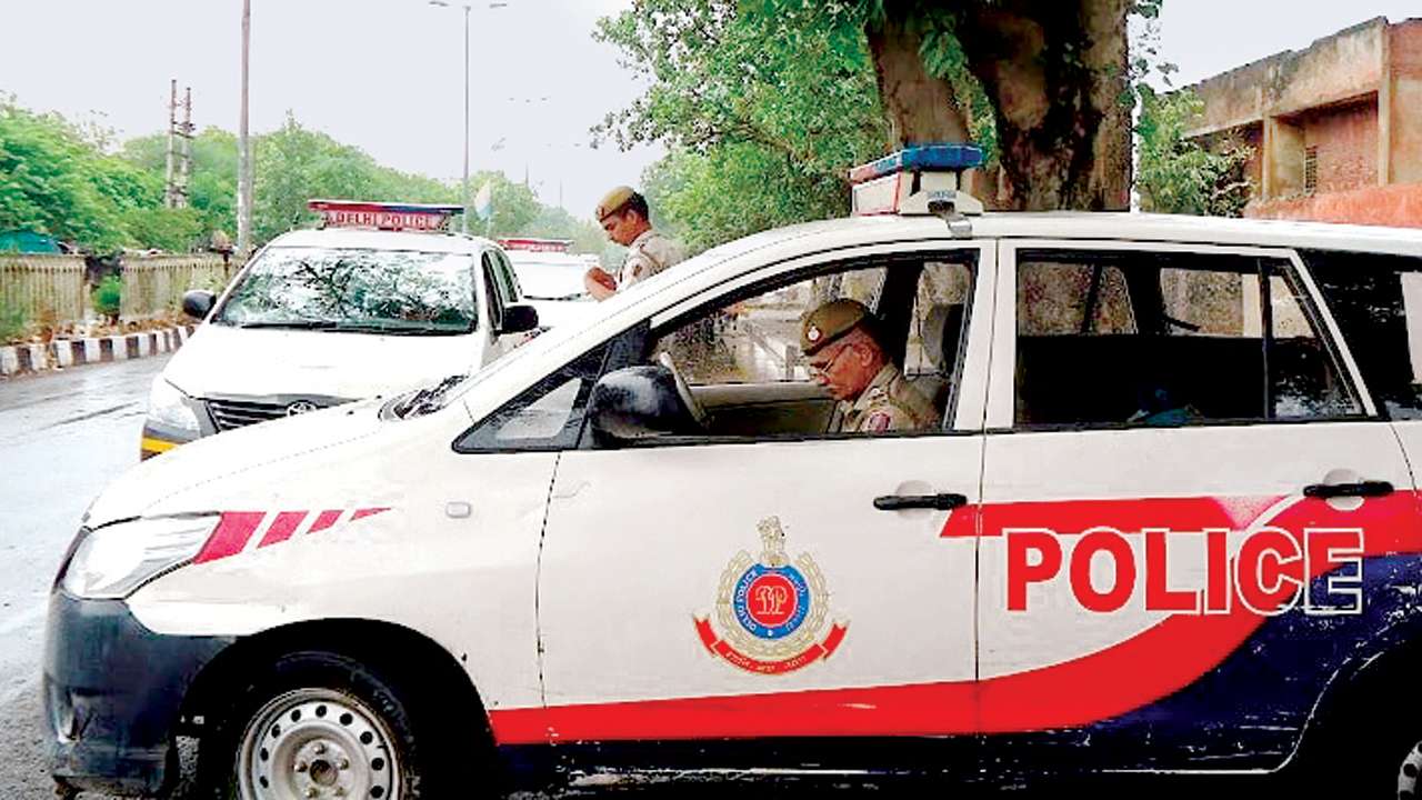 Biker, pillion die after crashing in PCR van at Murthal outskirts of ...