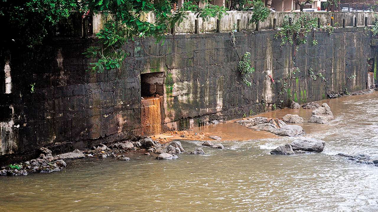Civic body to punish Dahisar river polluters
