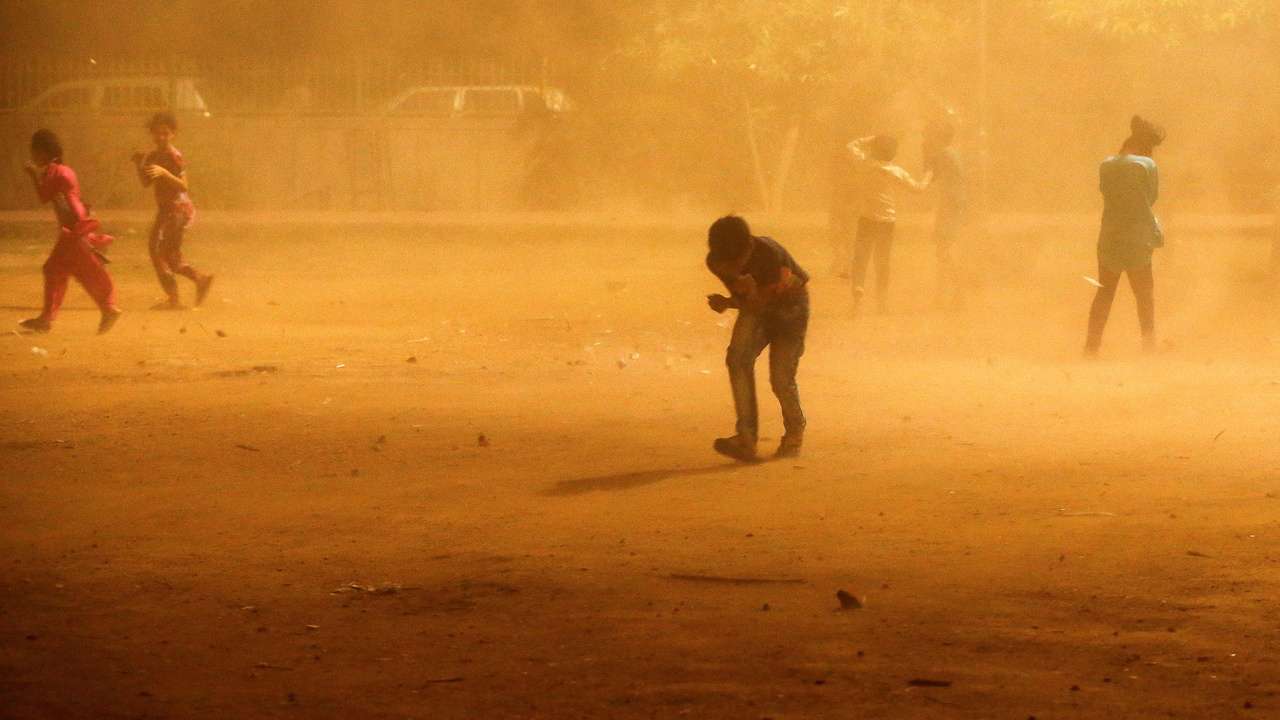 At least 41 dead due to lightning and dust storms in Andhra Pradesh ...