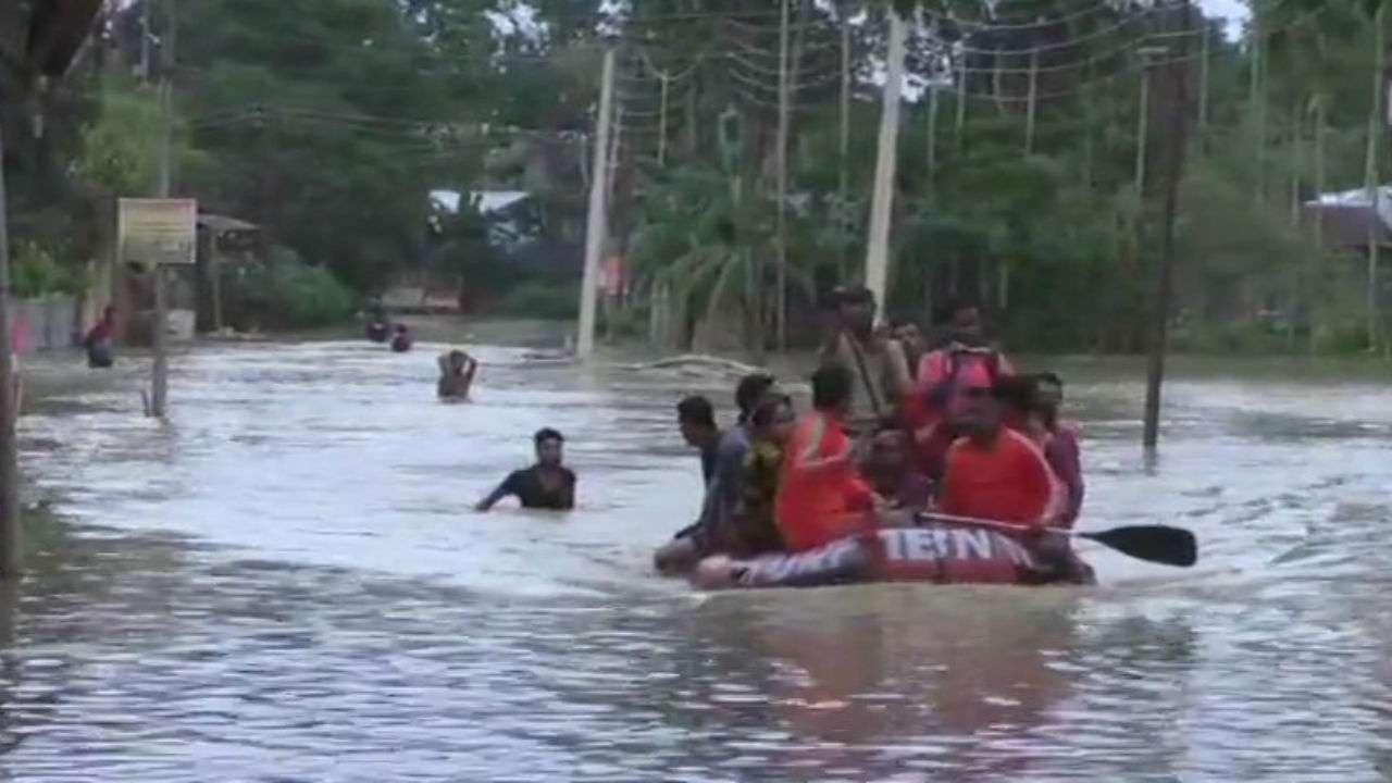 Incessant rains cause flash floods in Tripura, 600 homes destroyed ...