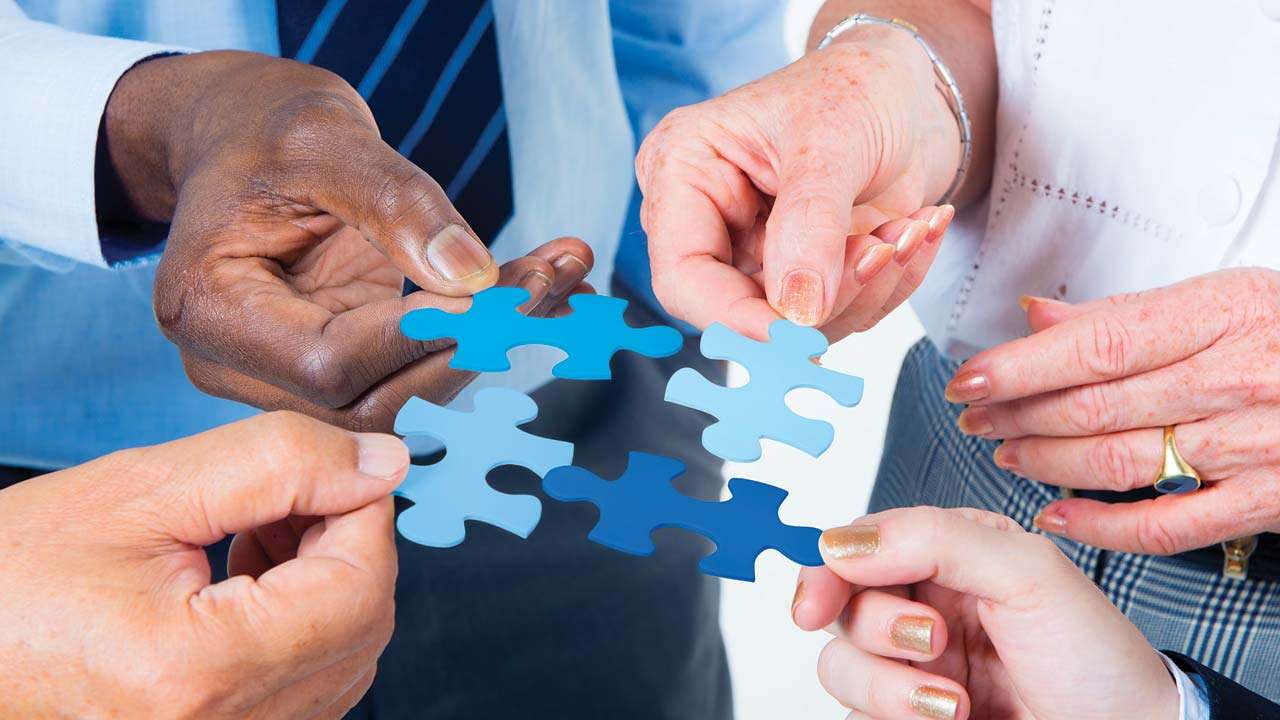 Finmin sets merger of three insurance companies rolling