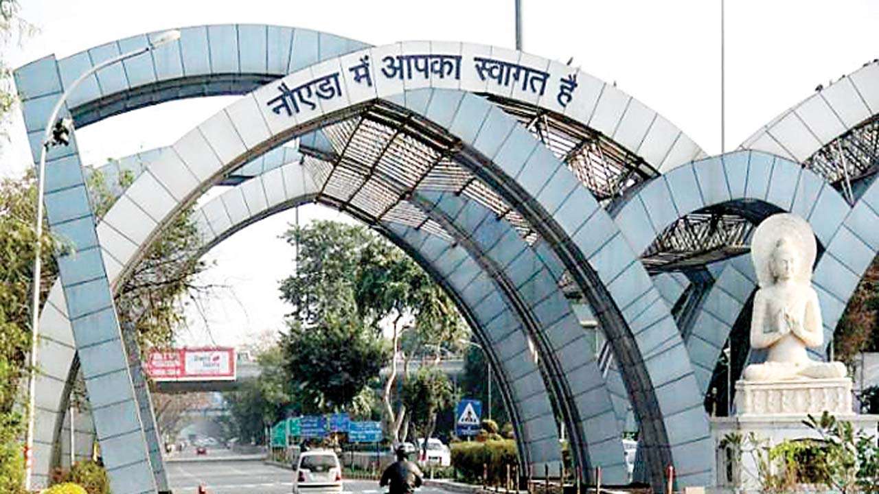 Construction of approach road for bridge across Hindon River begins