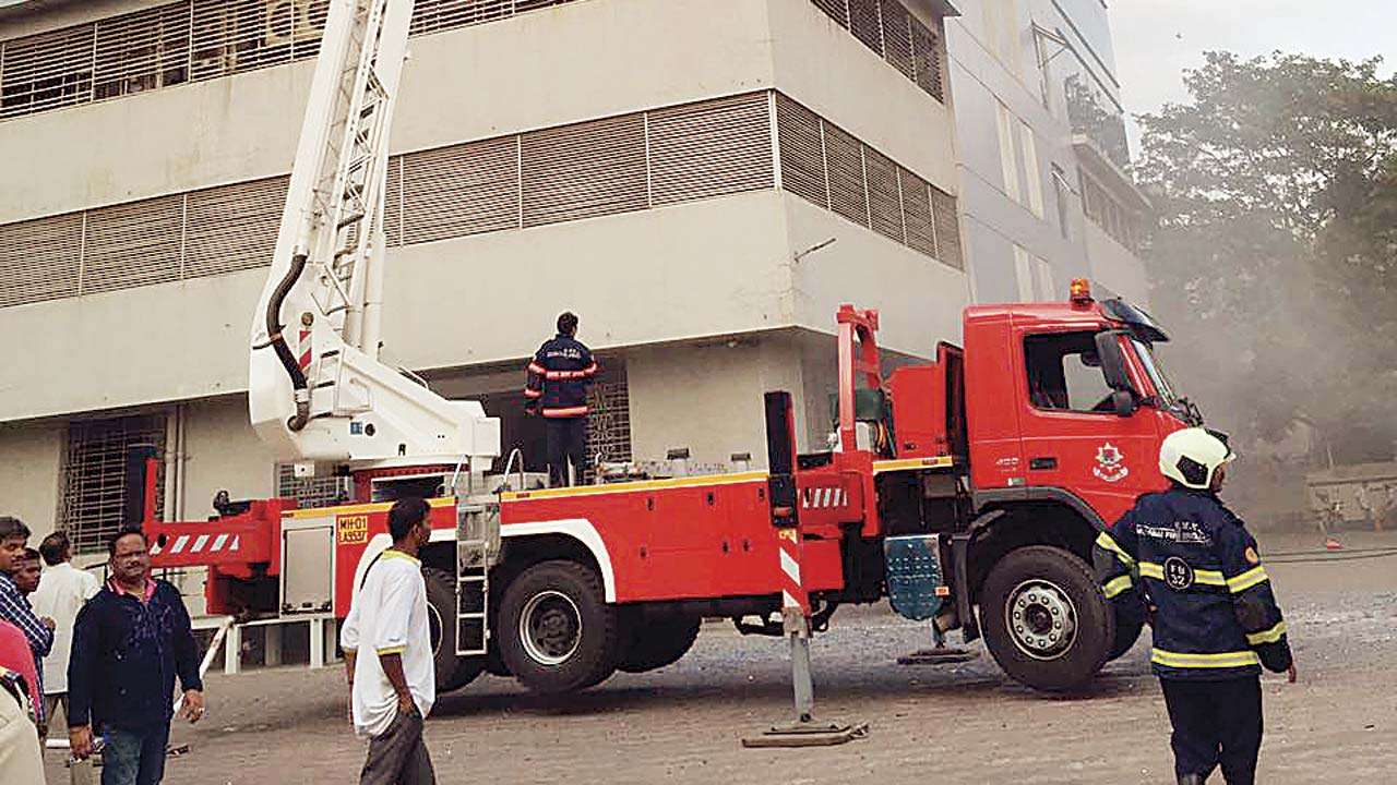 Three firemen in ICU: Are Mumbai firefighters provided safety?