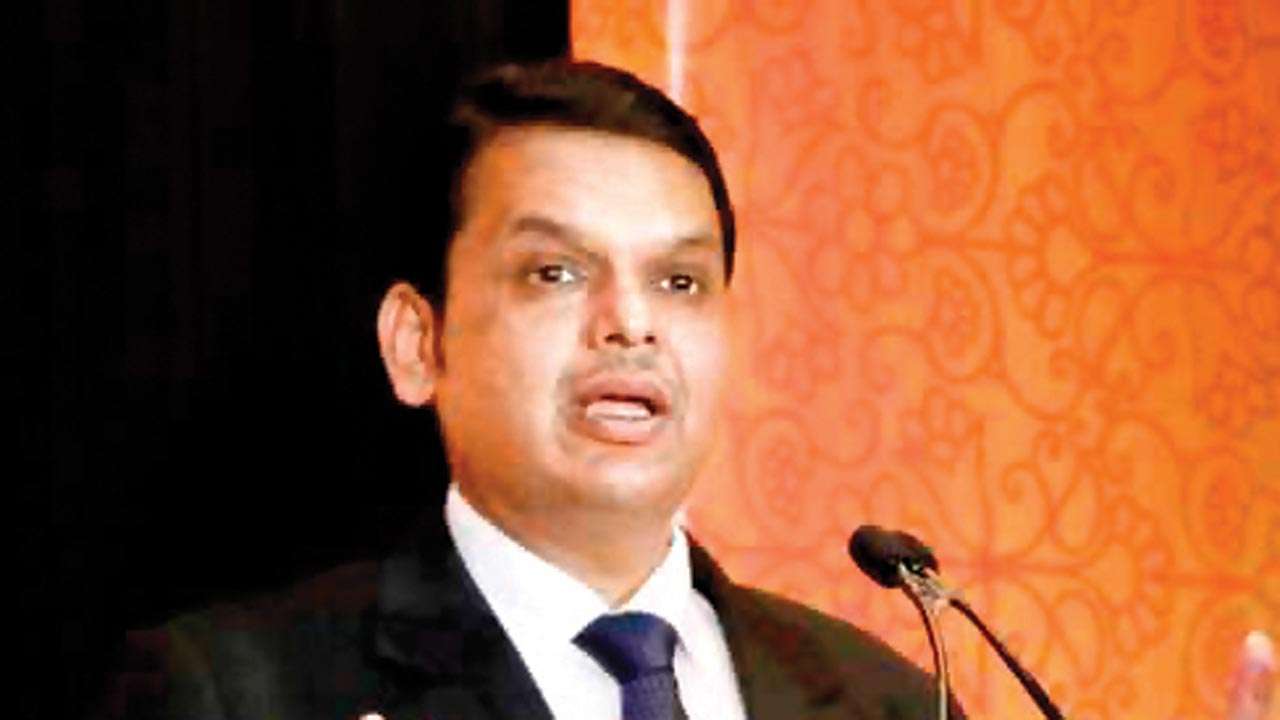 CM Devendra Fadnavis meets Bloomberg CEO, interacts with Indians in New ...