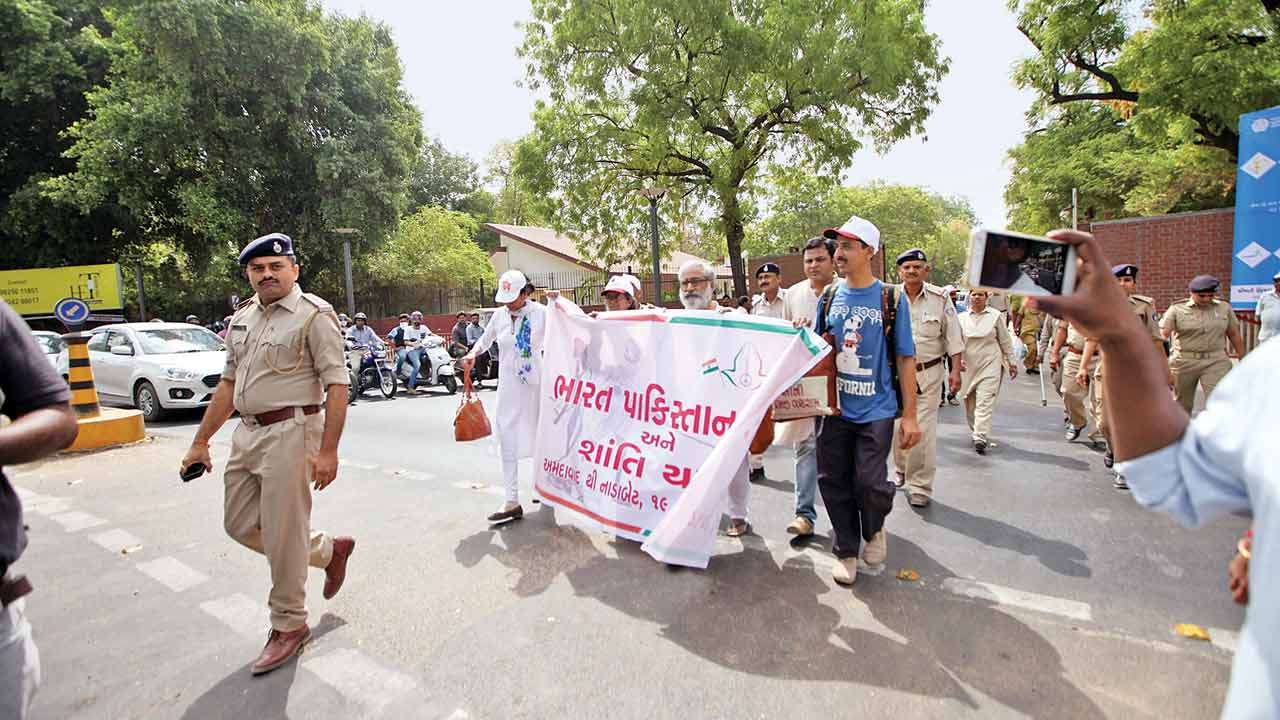 Ahmedabad: Activists detained ahead of peace march, citizens fume