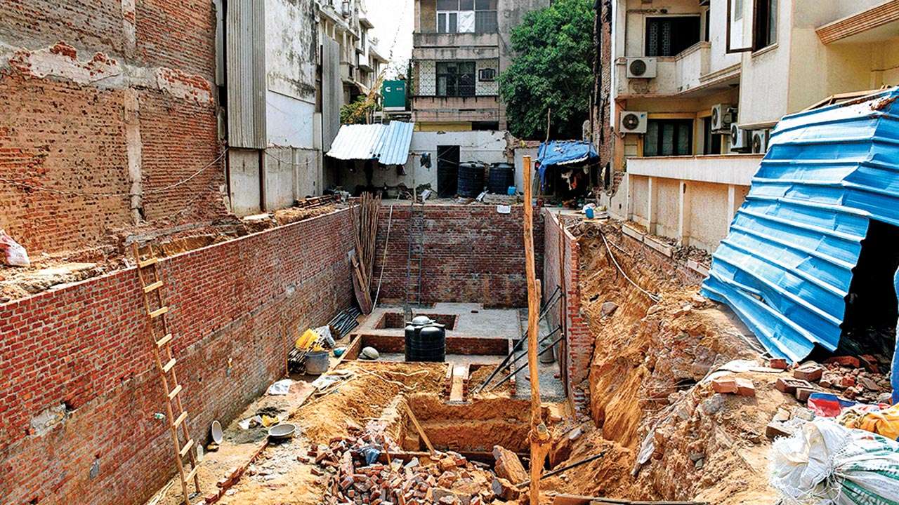Wall collapse: None of the workers wore safety gear